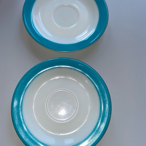 Dining | Vintage Pyrex Plates | Poshmark